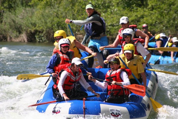 Women’s Whitewater Rafting Weekend! | Women On A Roll